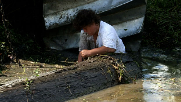 Ax Women Video - Ax Men - HISTORY.com