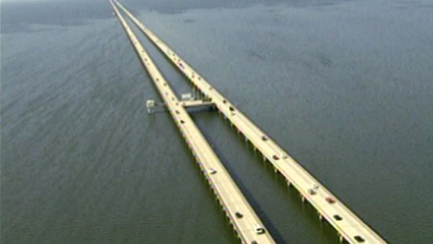 Lake Pontchartrain Causeway Video - New Orleans - HISTORY.com